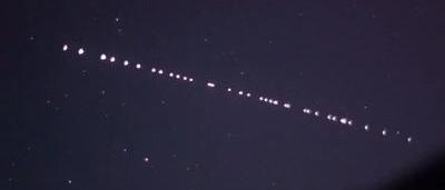 Des points lumineux aperçus dans le ciel: voici de quoi il s’agit ...