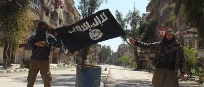 Drapeau Daech: le réfugié irakien renvoyé au tribunal - sudinfo.be