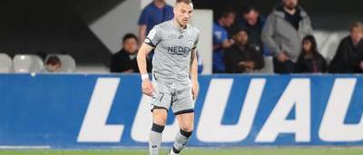 «Ils m’ont tout pris»: ses agents lui ont volé plusieurs millions d ...