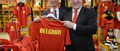 Mondial 2014: Carrefour, sponsor officiel, inaugure son espace Diables ...