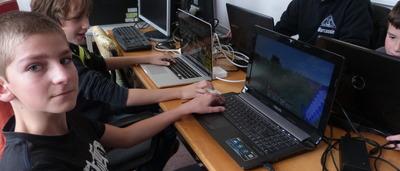 Jeu vidéo: des fous de MineCraft en stage à Habay - sudinfo.be