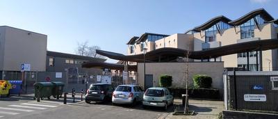 Uccle: l’avenue qui mène à l’école Val Fleuri devient une zone de ...