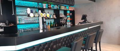 Un an après sa fermeture, le « Beer Bar » renaît de ses cendres à ...